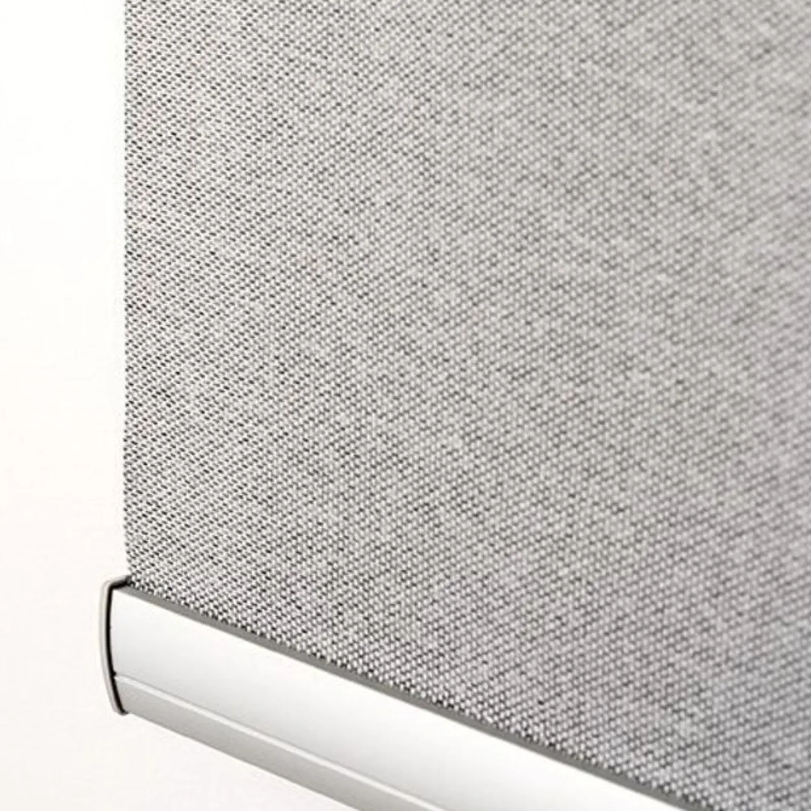 Roller Blinds - Durable & Stylish | Choices Flooring